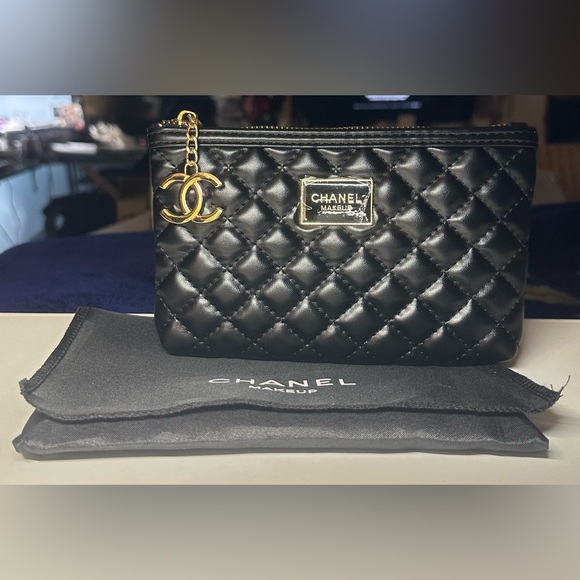 CHANEL | Bags | Chanel Black Quilted Cosmetic Case Makeup Pouch Gwp ...